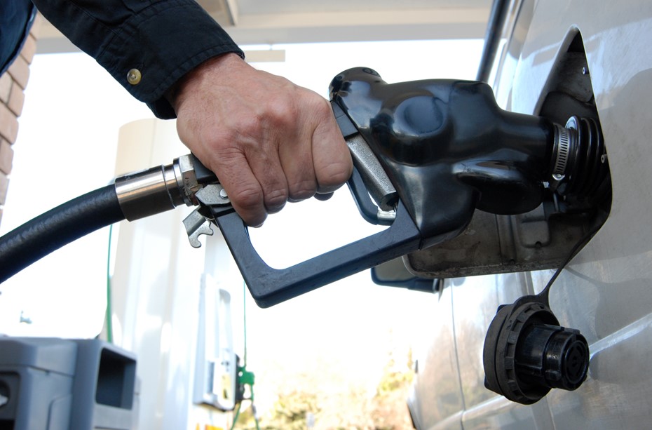 10 Ways to Improve Gas Mileage — Now from Nationwide