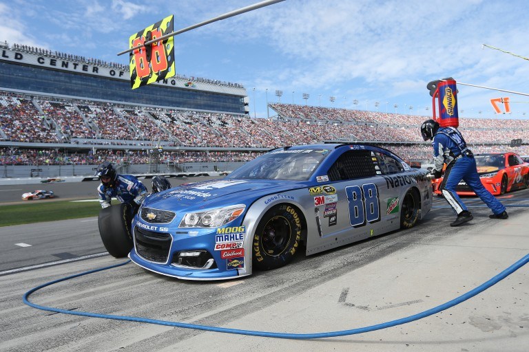 Getting to Know NASCAR Pit Crew Members [Slideshow]