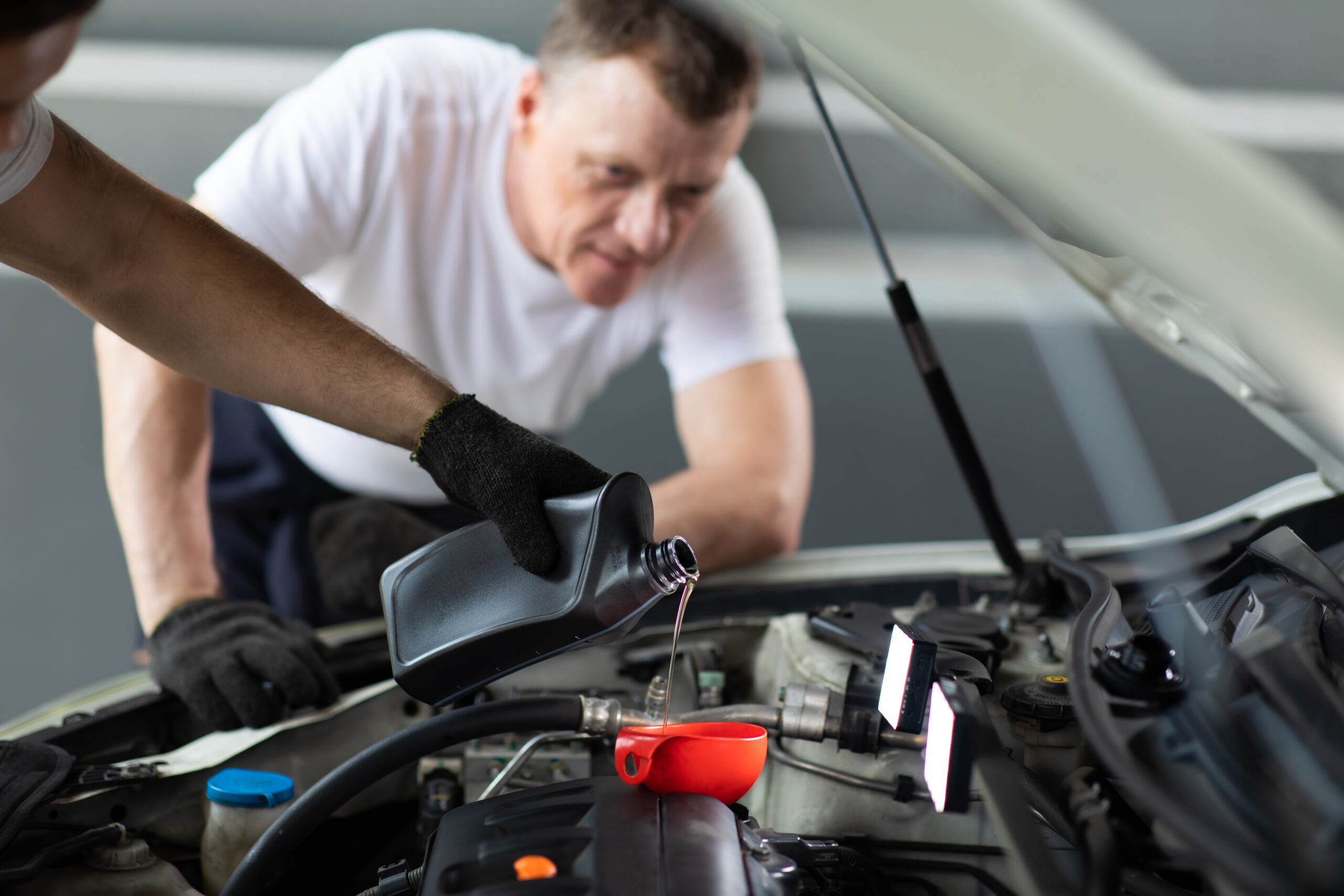 How to Change Oil in Your Car | Now from Nationwide